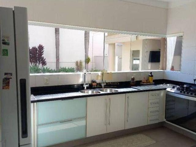 Sobrado para venda em Vila Homero de 404.00m² com 4 Quartos, 2 Suites e 6 Garagens