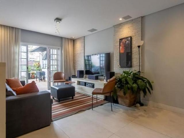 Sobrado para venda em Vila Império com 3 quartos, sendo 1 suíte, 219m²