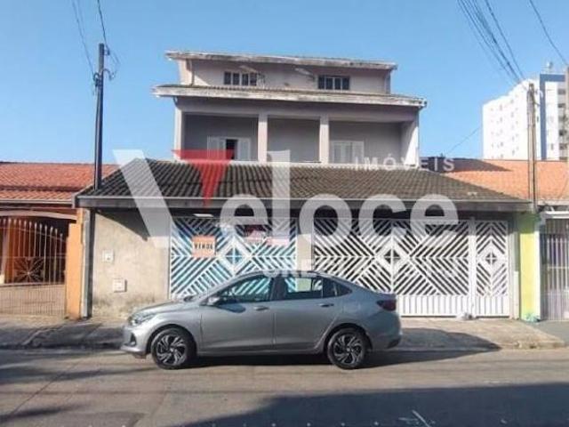 Sobrado para venda em Vila Industrial de 300.00m² com 4 Quartos e 2 Suites