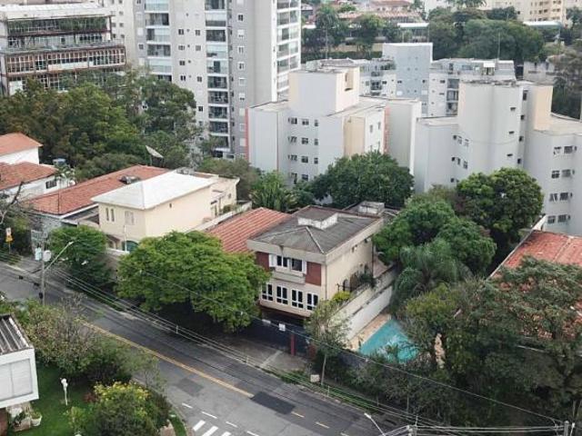 Sobrado para venda em Vila Ipojuca com 4 quartos, sendo 1 suíte, 300m²