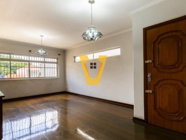 Sobrado para venda em Vila Ipojuca com 3 quartos, sendo 2 suítes, 131m²