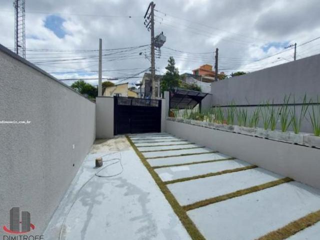 Sobrado para venda em Vila Lavínia de 90.00m² com 3 Quartos, 1 Suite e 4 Garagens