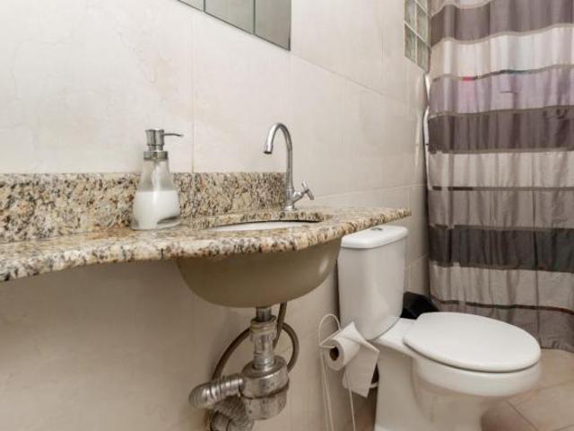 Sobrado para venda em Vila Lucinda com 3 quartos, sendo 3 suítes, 390m²