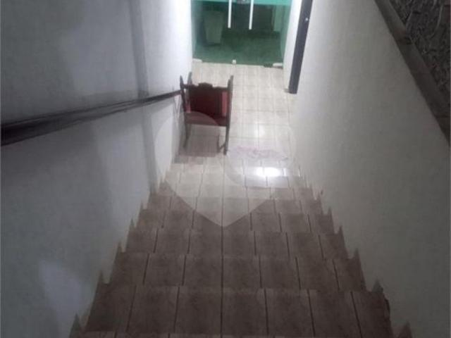 Sobrado para venda em Vila Manfredi de 190.00m² com 3 Quartos, 1 Suite e 2 Garagens