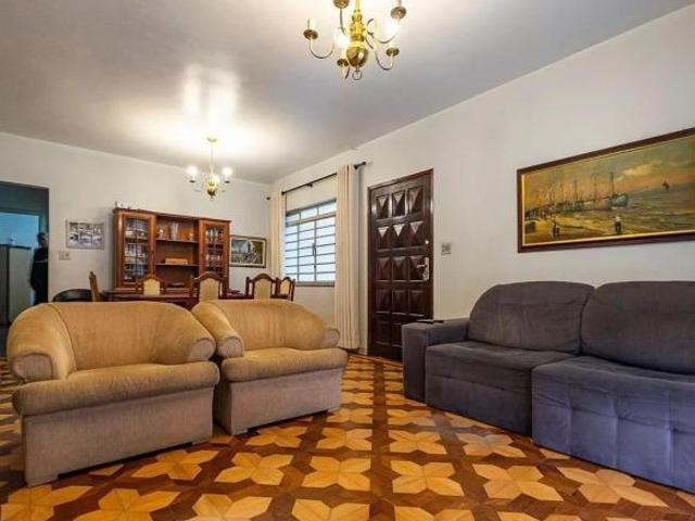 Sobrado para venda em Vila Madalena de 180.00m² com 3 Quartos, 1 Suite e 2 Garagens