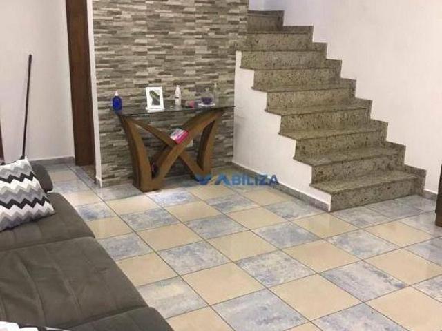 Sobrado para venda em Vila Maranduba de 153.00m² com 3 Quartos, 1 Suite e 1 Garagem