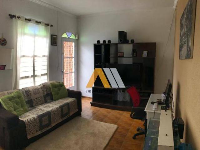 Sobrado para venda em Vila Mineirão de 125.00m² com 2 Quartos e 4 Garagens