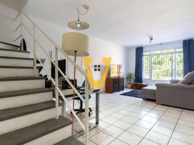 Sobrado para venda em Vila Nova Caledônia com 3 quartos, sendo 1 suíte, 136m²