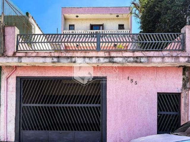 Sobrado para venda em Vila Paiva com 4 quartos, sendo 3 suítes, 210m²