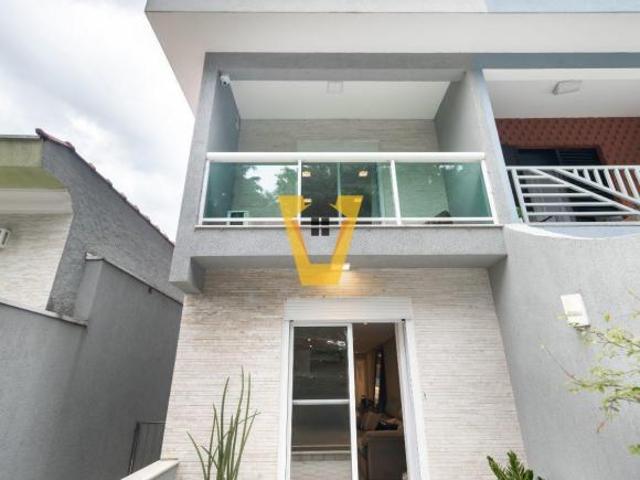 Sobrado para venda em Vila Pereira Cerca com 3 quartos, sendo 3 suítes, 217m²