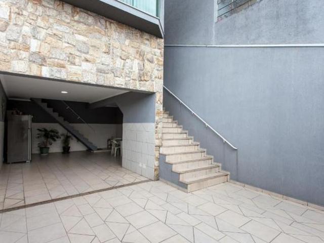 Sobrado para venda em Vila Pereira Cerca com 3 quartos, sendo 1 suíte, 138m²