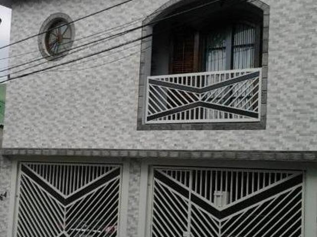 Sobrado para venda em Vila Ré de 300.00m² com 3 Quartos, 1 Suite e 2 Garagens
