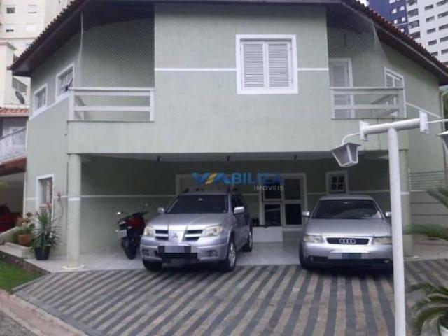 Sobrado para venda em Vila Rosália de 240.00m² com 4 Quartos, 2 Suites e 4 Garagens