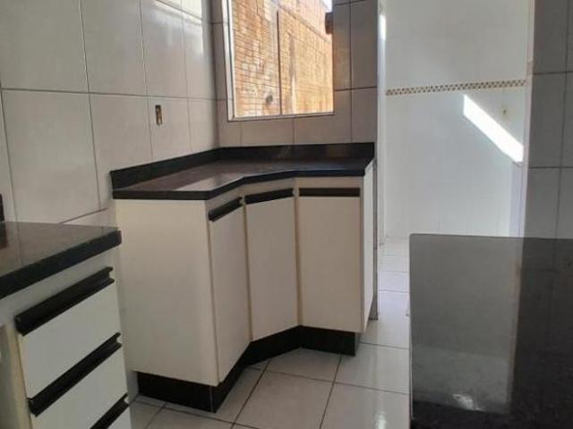 Sobrado para venda em Vila São José de 147.00m² com 3 Quartos, 1 Suite e 2 Garagens