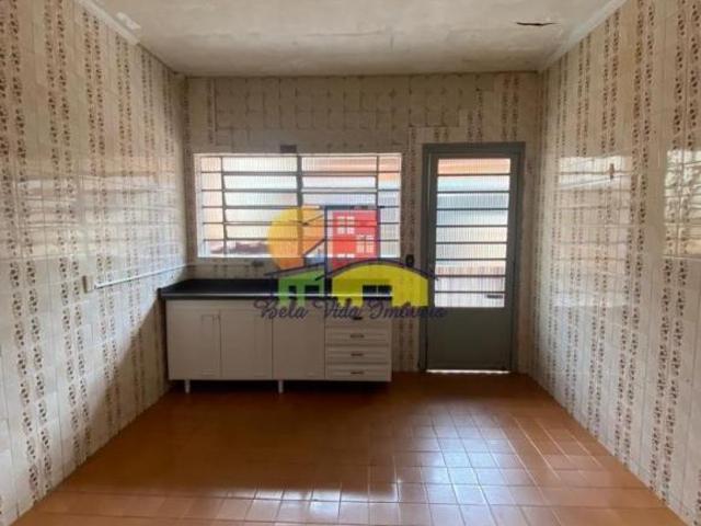 Sobrado para venda em Vila Scarpelli de 150.00m² com 2 Quartos e 2 Garagens