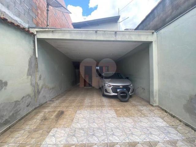 Sobrado para venda em Vila Santa Terezinha de 222.00m² com 3 Quartos e 4 Garagens