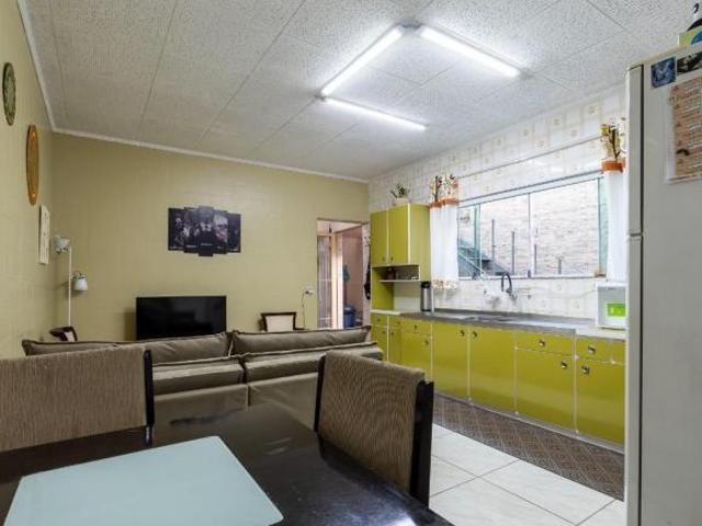 Sobrado para venda em Vila Santa Catarina com 4 quartos, sendo 1 suíte, 140m²