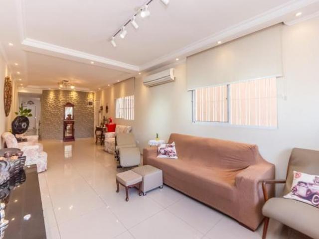 Sobrado para venda em Vila Sônia com 3 quartos, sendo 1 suíte, 218m²