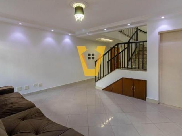 Sobrado para venda em Vila Sorocabana com 3 quartos, sendo 1 suíte, 237m²