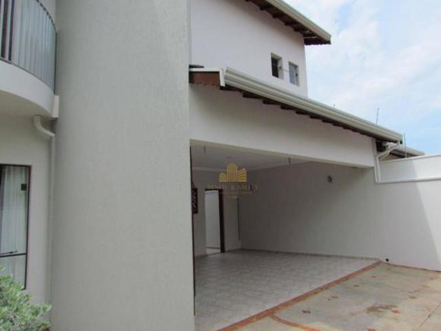 Sobrado para venda em Vila Suíça de 229.00m² com 4 Quartos, 2 Suites e 5 Garagens