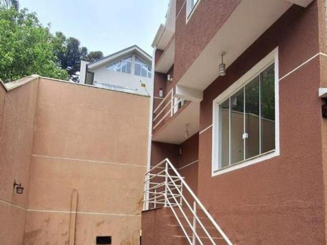 Sobrado para venda em Vista Alegre de 123.00m² com 3 Quartos, 1 Suite e 2 Garagens