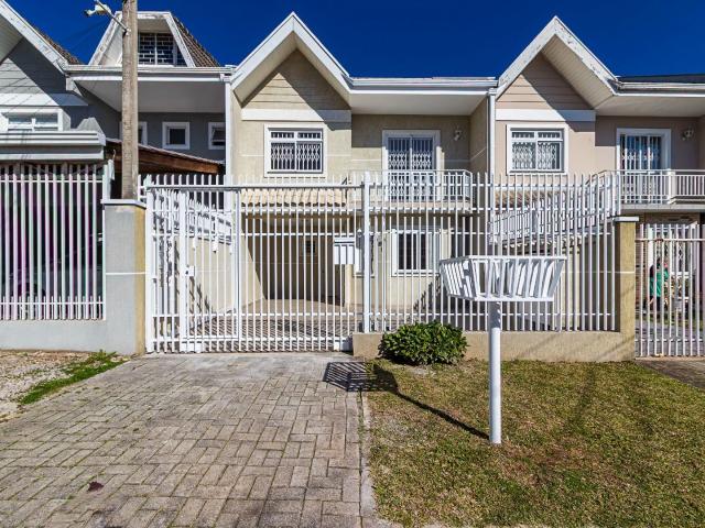 Sobrado para venda em Xaxim em Curitiba Paraná de 163.00m² com 4 Quartos, 2 Suítes e 3 Garagens