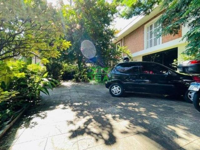 Sobrado para Venda no Alto da Lapa, 3 dorm, 1 suíte, 4 vagas, 204 m, 315 m