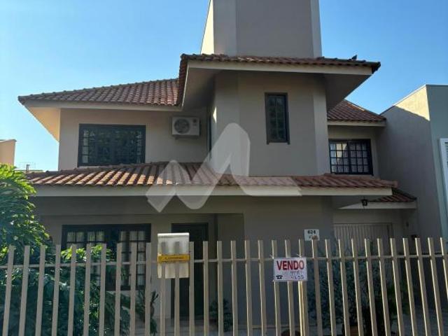 Sobrado para venda no Jardim Pancera, com uma suíte e mais dois quartos, piscina, área gourmet