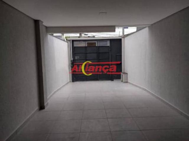 Sobrado para Venda no Tatuapé de 142m² com 3 dormitórios, sendo 1 suíte, 2 vagas