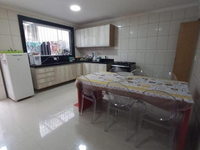 Sobrado Para Venda na Guilhermina Praia Grande SP, Lado Praia