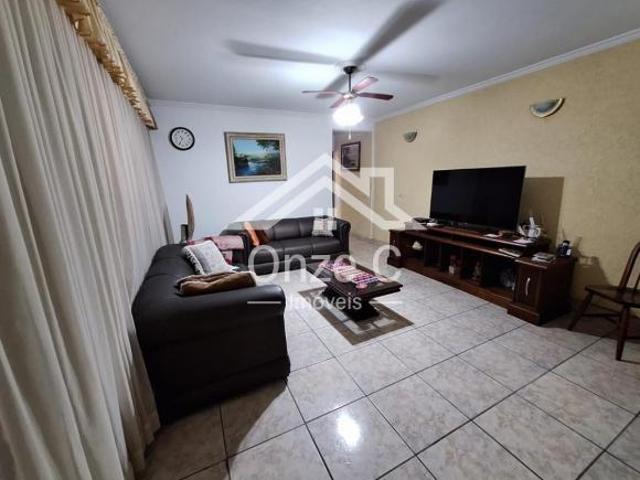 Sobrado para venda na Vila Galvão