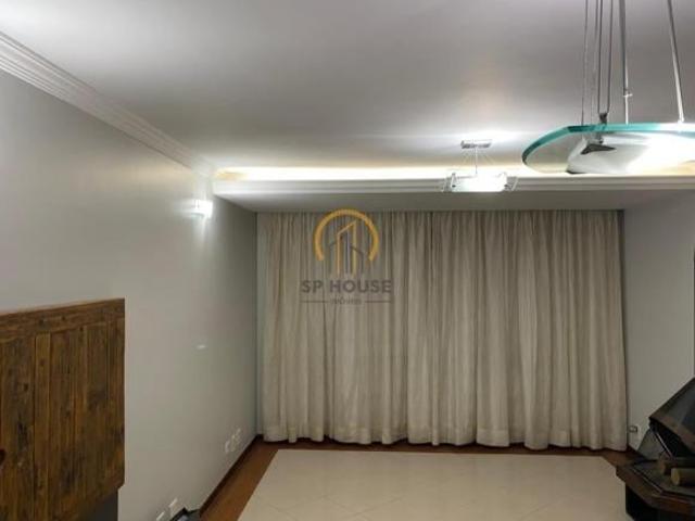 Sobrado para venda na Vila Suzana, 03 suítes, 04 vagas, 180m²