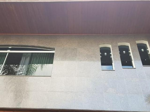 Sobrado para Venda por R$1.000.000,00 com 380m², 4 dormitórios, 2 suites e 6 vagas Vila guilherme