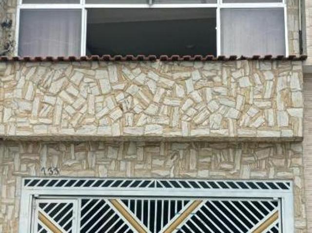 Sobrado para Venda por R$300.000,00 com 31m², 3 dormitórios, 2 suites e 4 vagas Guaianases, São pa