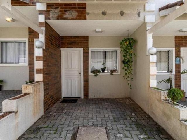 Sobrado para Venda por R$325.000,00 com 66m², 2 dormitórios, 1 vaga e 1 banheiro Vila buenos aires
