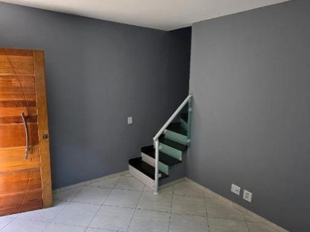 Sobrado para Venda por R$330.000,00 com 50m², 2 dormitórios, 2 suites e 1 vaga Vila monte santo, S