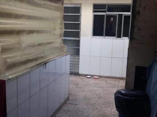 Sobrado para Venda por R$370.000,00 com 150m², 4 dormitórios, 1 suite e 1 vaga Conj josé bonifácio