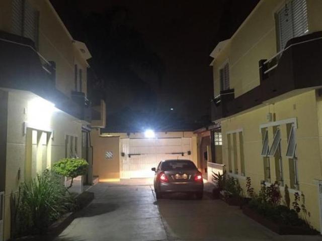 Sobrado para Venda por R$385.000,00 com 2 dormitórios, 1 vaga e 1 banheiro Vila jacuí, São paulo /