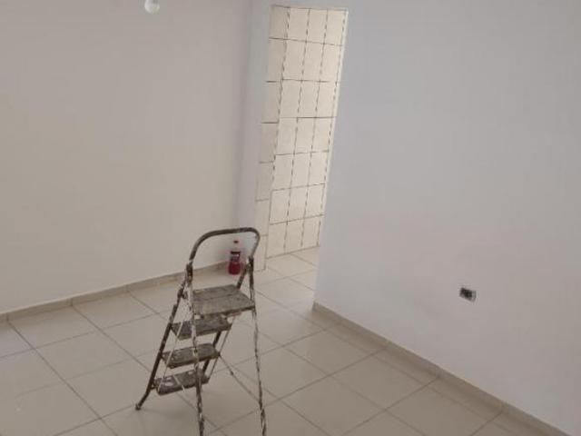 Sobrado para Venda por R$400.000,00 e Aluguel á R$1.500,00/Mês com 140m², 2 dormitórios, 1 vaga e 2
