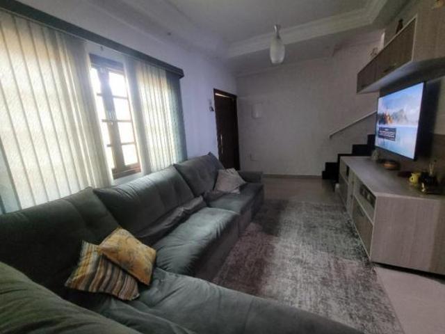 Sobrado para Venda por R$430.000,00 com 500m², 1 sala, 2 banheiros e 2 vagas Itaquera, São paulo /