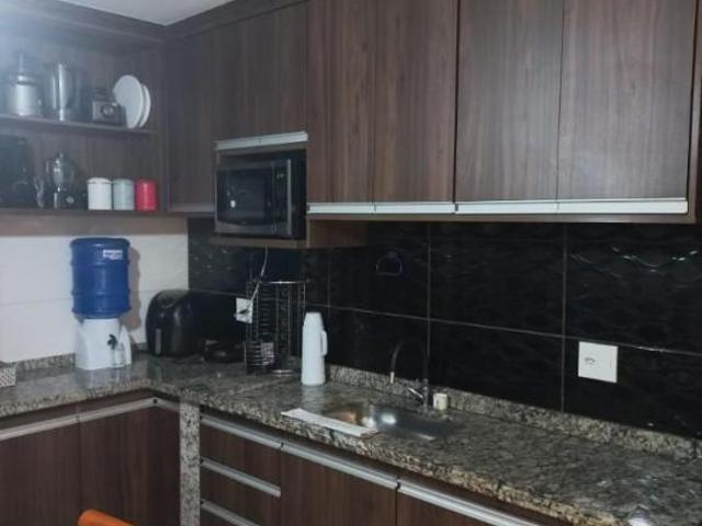 Sobrado para Venda por R$475.000,00 com 3 dormitórios, 2 vagas e 2 banheiros Parque botujuru, São