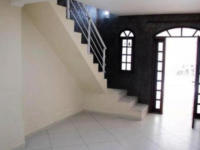 Sobrado para Venda por R$540.000,00 com 5 dormitórios, 2 vagas e 5 banheiros Jardim helena, São pa