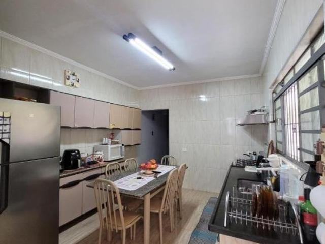 Sobrado para Venda por R$550.000,00 com 135m², 2 dormitórios, 2 vagas e 2 banheiros São miguel pau