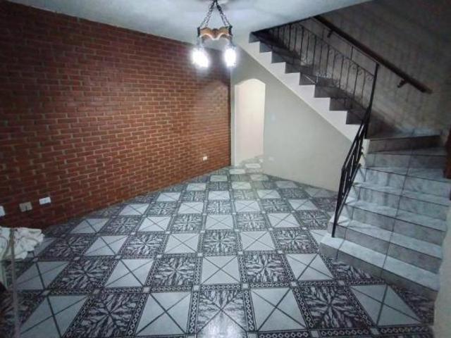 Sobrado para Venda por R$550.000,00 com 200m², 4 dormitórios, 2 suites e 2 vagas Limoeiro, São pau