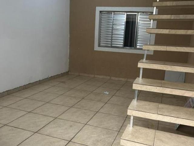 Sobrado para Venda por R$650.000,00 com 200m², 5 dormitórios, 1 suite e 2 vagas Vila verde, São pa