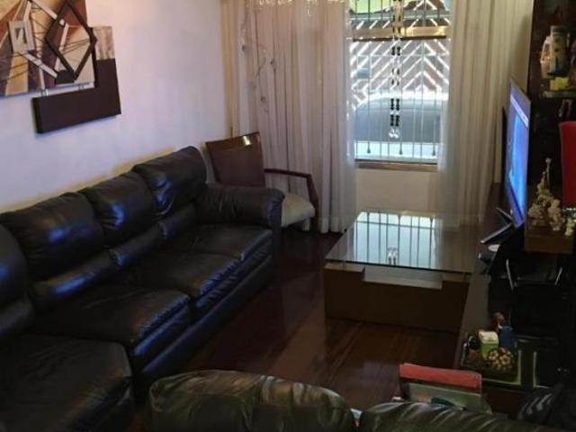 Sobrado para Venda por R$650.000,00 com 200m², 3 dormitórios, 1 suite e 2 vagas Jardim alto pedros