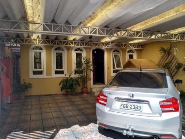 Sobrado para Venda por R$700.000,00 com 4 dormitórios, 3 vagas e 2 banheiros Jardim alto pedroso