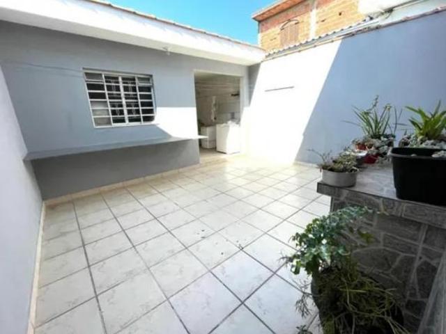 Sobrado para Venda por R$720.000,00 com 206m², 3 dormitórios, 1 suite e 2 vagas Parque boturussu