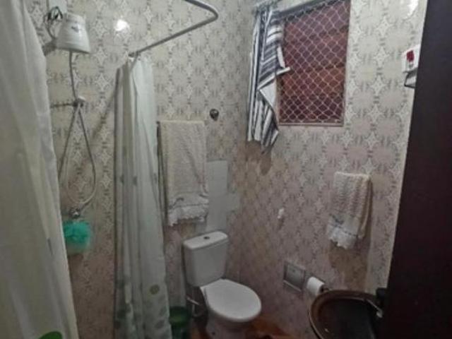 Sobrado para Venda por R$750.000,00 com 221m², 5 dormitórios, 3 vagas e 2 banheiros Vila maria zél