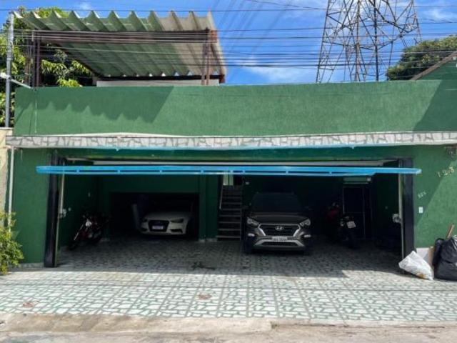 Sobrado para Venda por R$750.000,00 com 250m², 4 dormitórios, 3 suites e 5 vagas Jardim nice, São